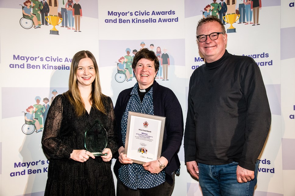 Mayor's Civic Awards - Hive Food Bank | Islington Council News