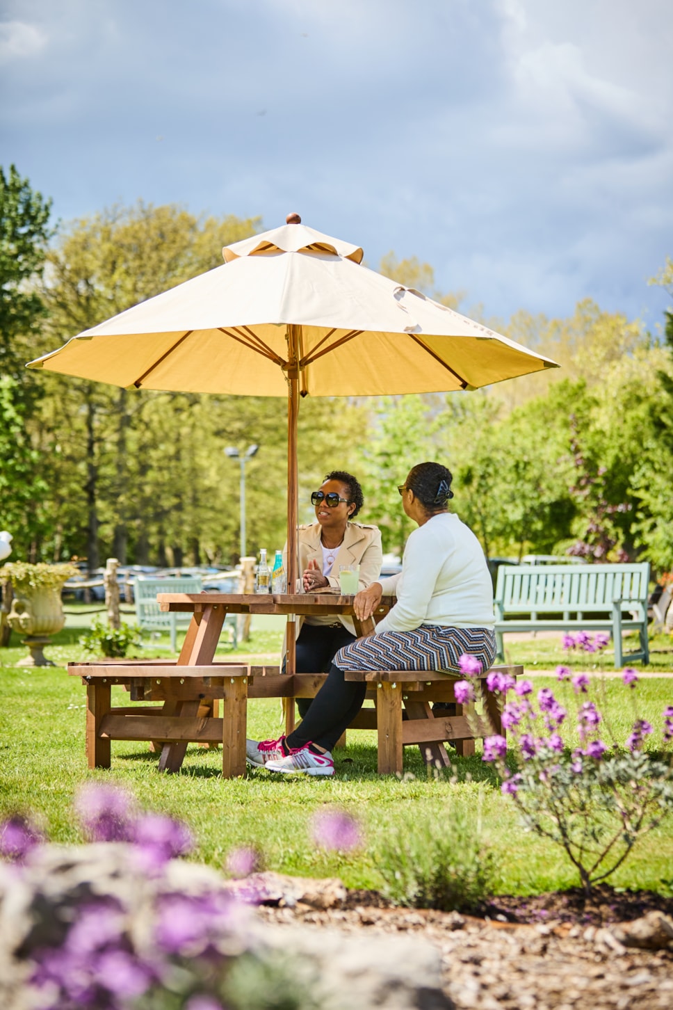 Sinah Warren Grounds | Warner Hotels News