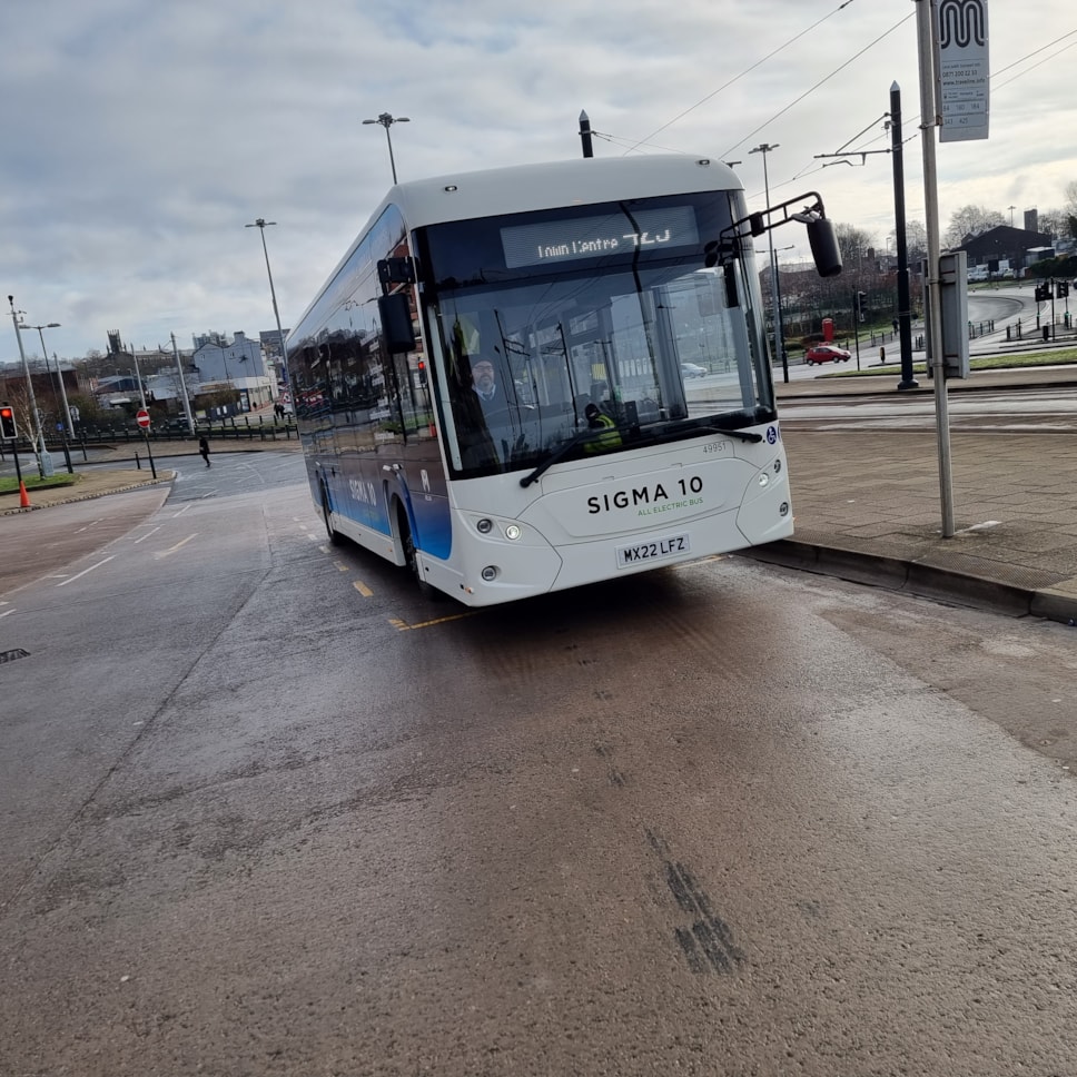 Sigma 10 bus at Oldham Mumps2 | First Bus UK News