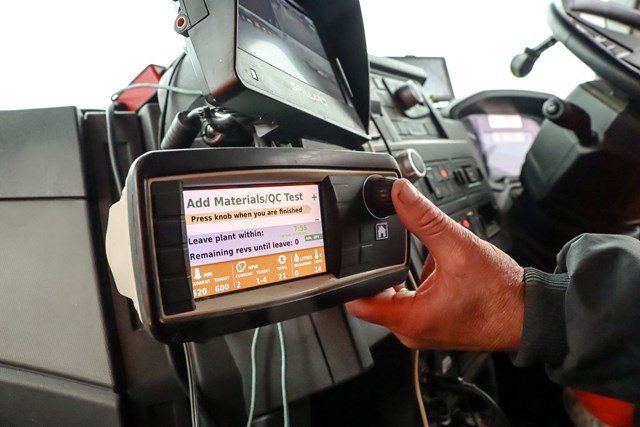 Hi-tech digital measurement revolutionises concrete testing for HS2