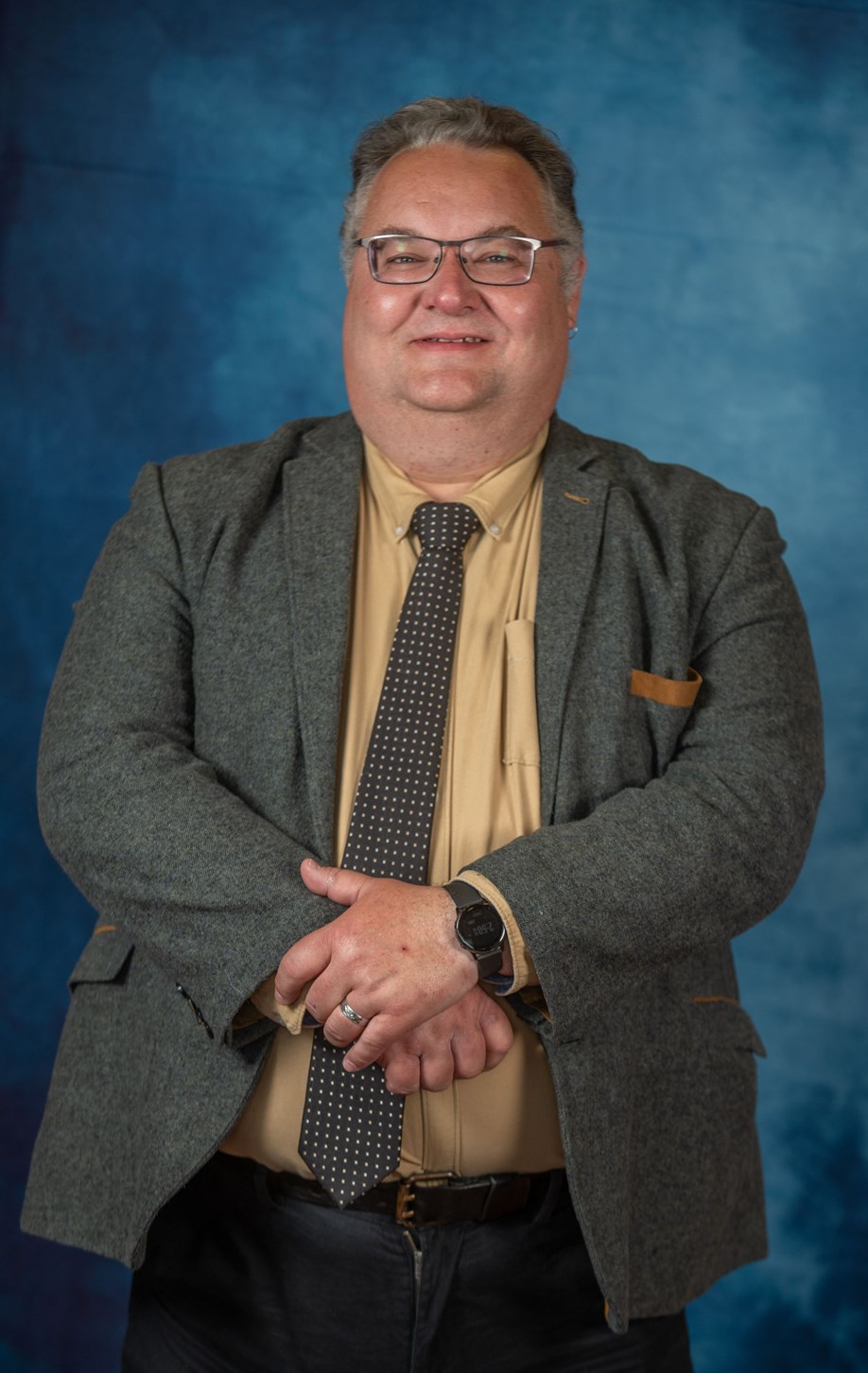 Cllr Graham Leadbitter full length | Moray Council News