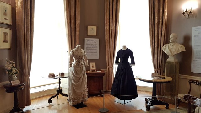 Laura Bonham Carter's dress in display