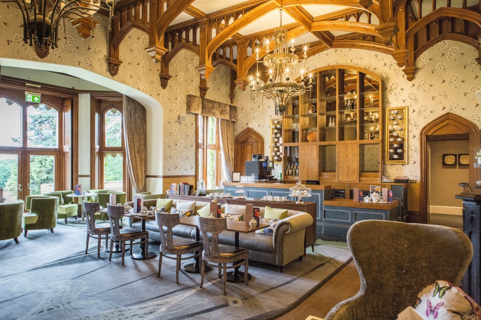Studley Castle Lounge Oak Room | Warner Hotels News