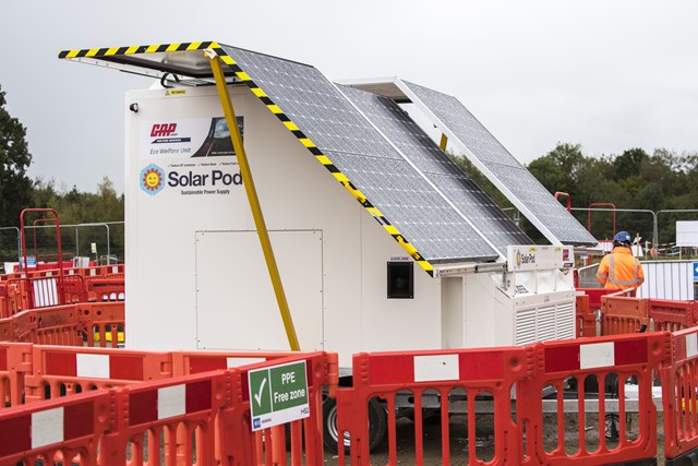 HS2 Minister visits Newyears Green Solar Cabins September 2020