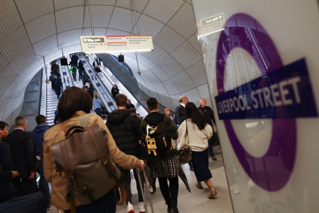 TfL Image - Elizabeth line Liverpool Street station TfL Image - Elizabeth line Liverpool Street station