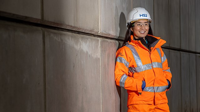 Lin Qi - Main Image (Option 2)