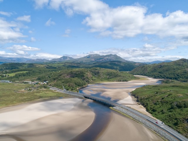 Wales’ Cambrian Line named one of the world’s most scenic railways