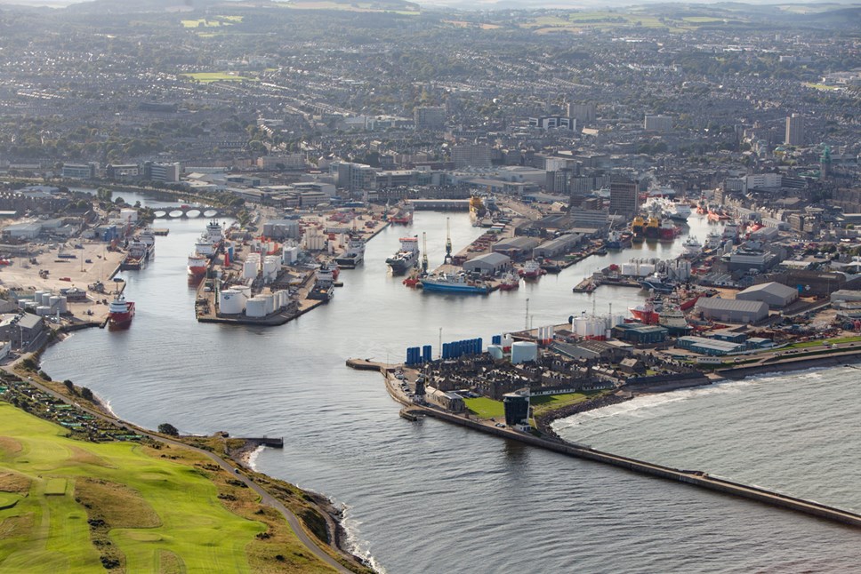 Aberdeen Port-007