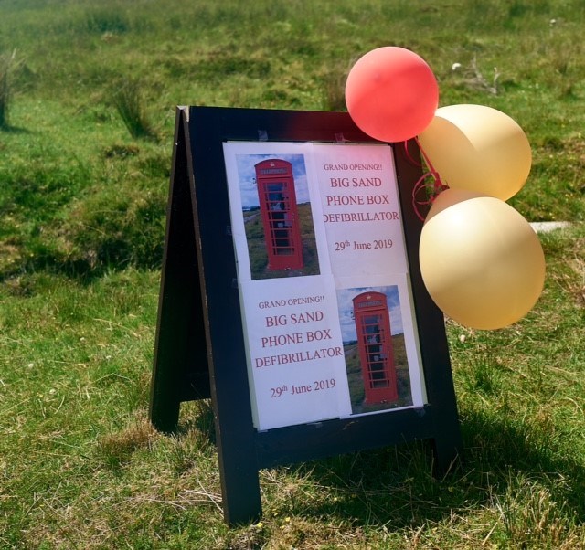 SAS Red phone Defib | Scottish Ambulance News