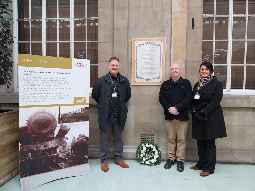 Hull memorial plaque (1) | TransPennine Express News