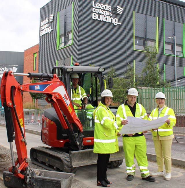 Latest round in £7.2 million Leeds city centre cycle improvements in ...