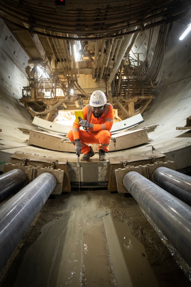 TBM Caroline completes 5 mile journey - TBM miner inspecting final ...