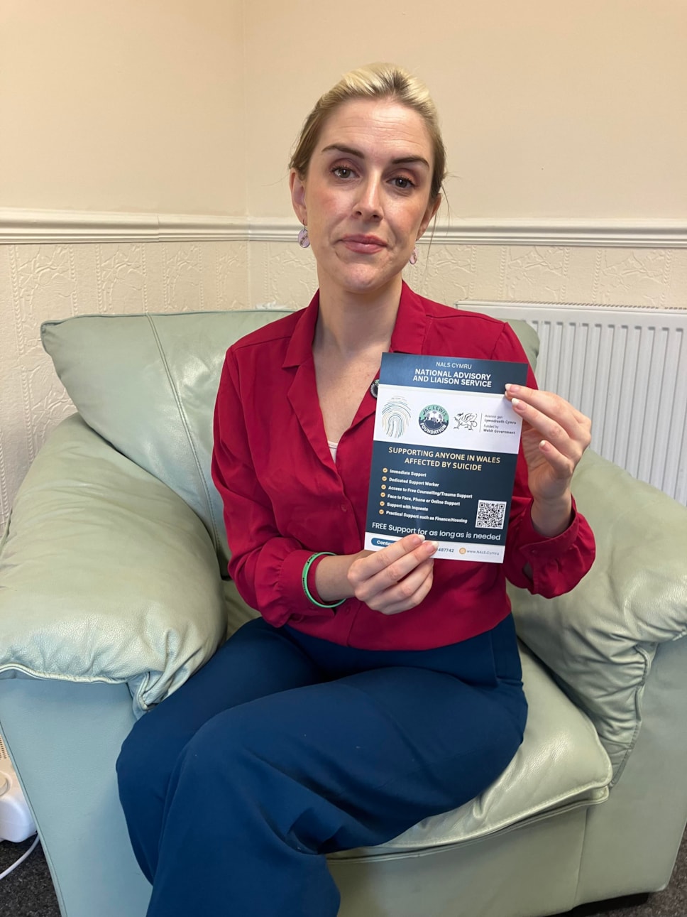 MMHEY Sarah Murphy with a flyer for the National Advisory and Liaison ...