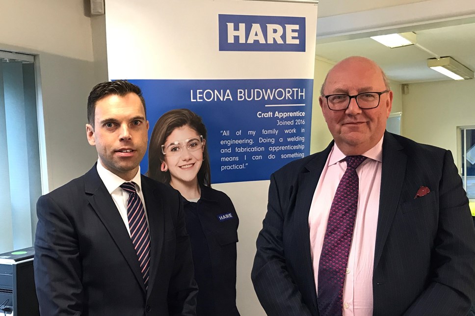 Minister with Craig Arnold of William Hare Group | Welsh Government News